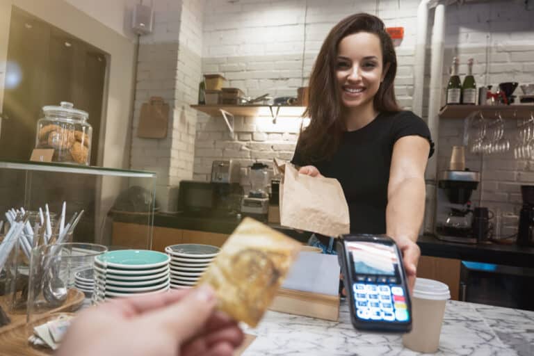 How To Take Card Payments In The UK: Your September 2025 Guide